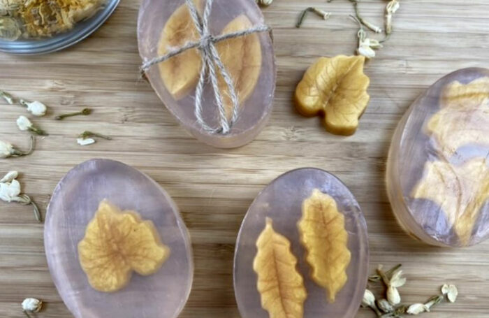 Miniature Golden Leaf Soap Guide | Cosy Owl