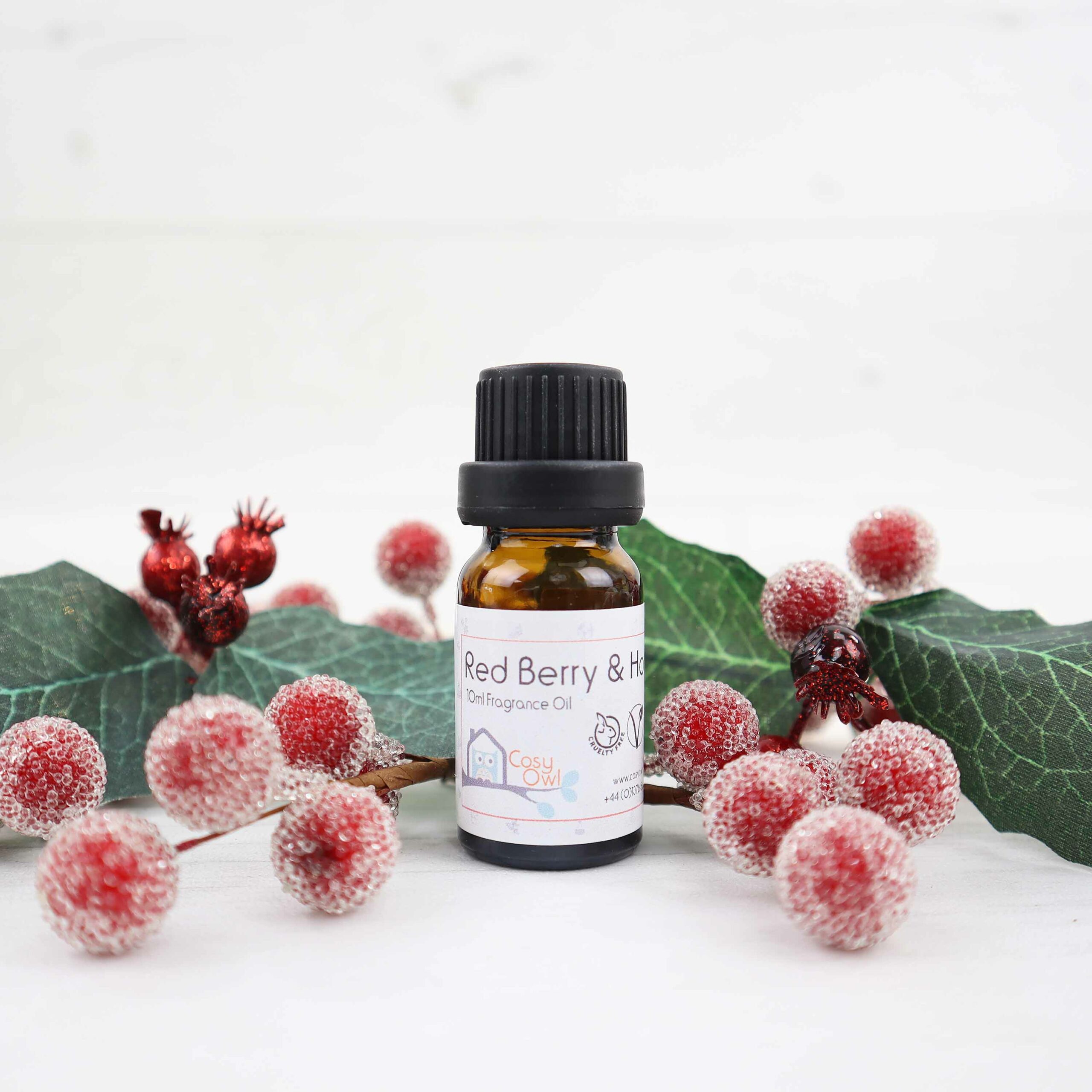 Red Berry & Holly Fragrance Oil | Cosy Owl | The Home of Candle Making ...
